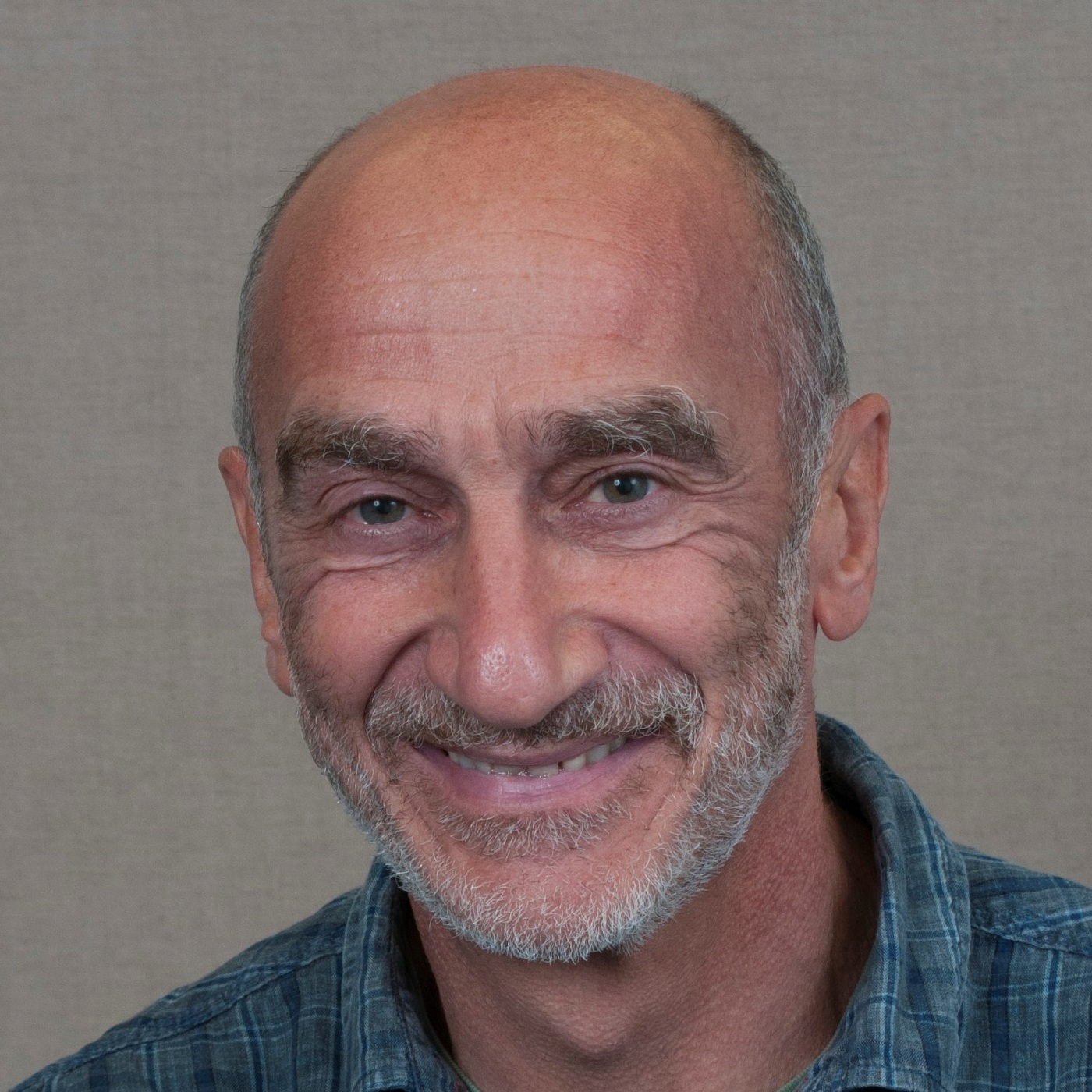 Michael Begon - Biblioteca RUCAB